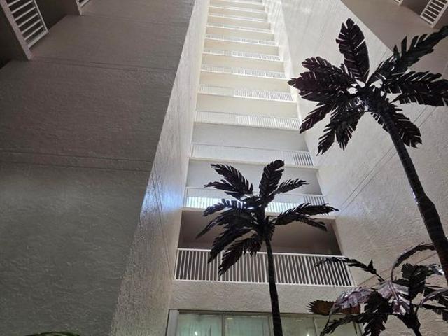 Luxury apartment complex for rent in Fort Pierce, Florida