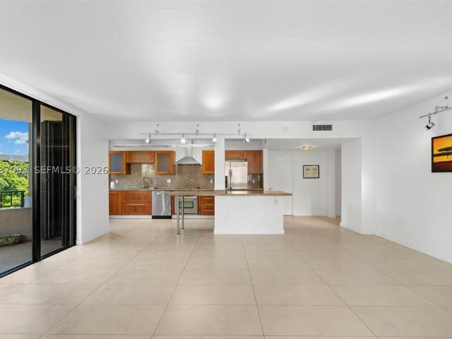 Luxury apartment complex for rent in Key Biscayne, Florida