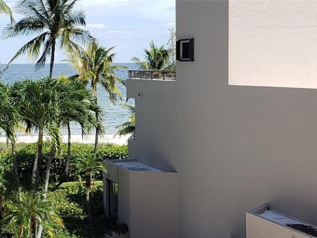 Luxury apartment complex for rent in Key Biscayne, Florida