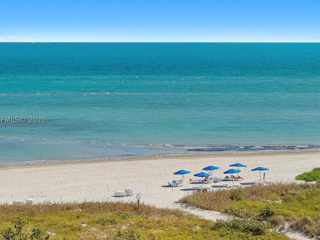 Luxury apartment complex for rent in Key Biscayne, Florida