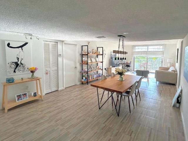 Luxury apartment complex for rent in Key Biscayne, Florida