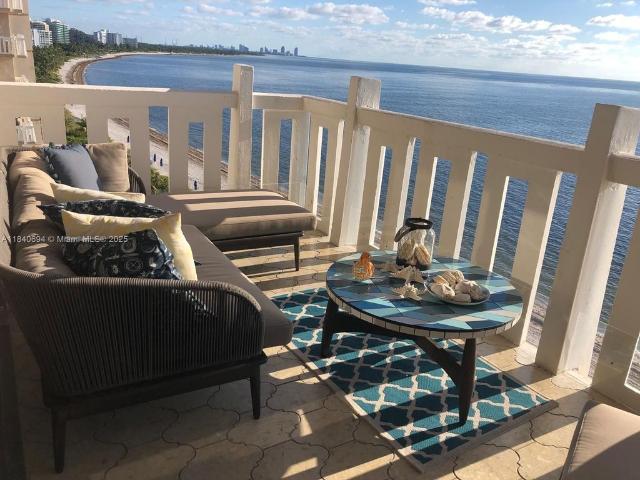 Luxury apartment complex for rent in Key Biscayne, Florida