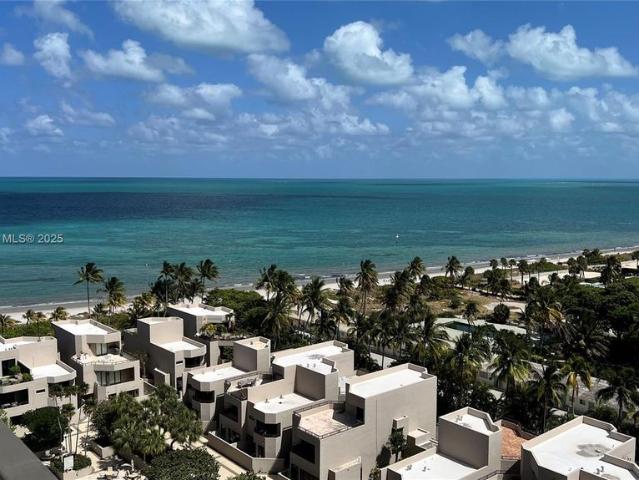 Luxury apartment complex for rent in Key Biscayne, Florida