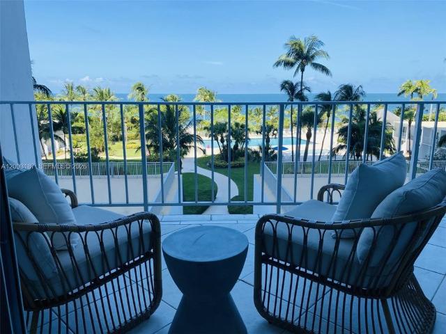 Luxury apartment complex for rent in Key Biscayne, Florida