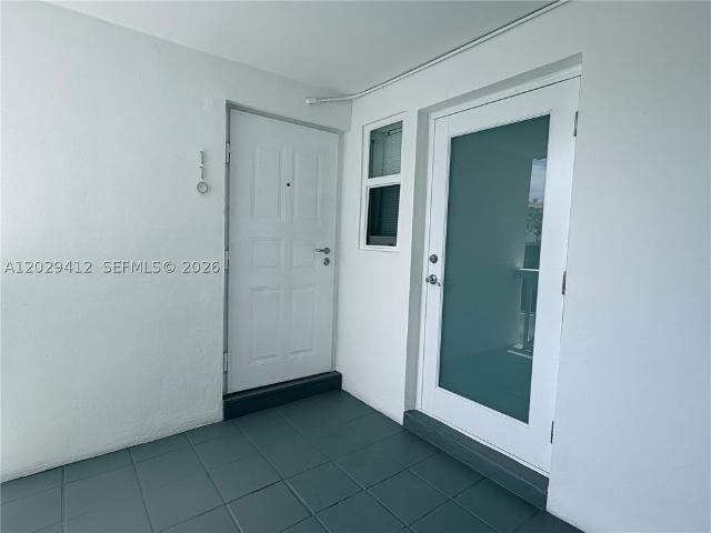 Luxury apartment complex for rent in Key Biscayne, United States