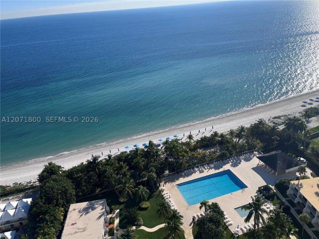 Luxury apartment complex for rent in Key Biscayne, United States