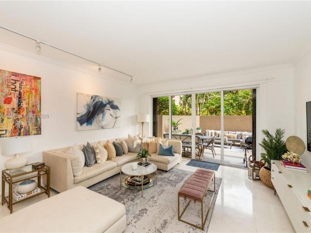 Luxury apartment complex for rent in Key Biscayne, United States