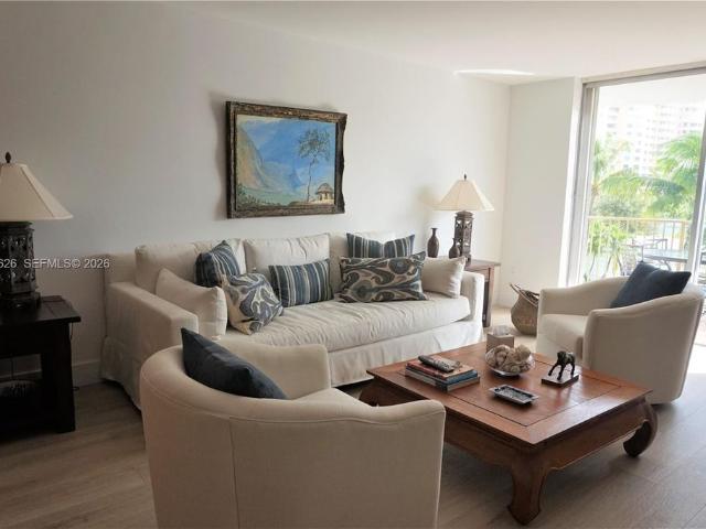 Luxury apartment complex for rent in Key Biscayne, United States