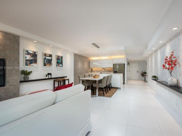 Luxury apartment complex for rent in Key Biscayne, United States