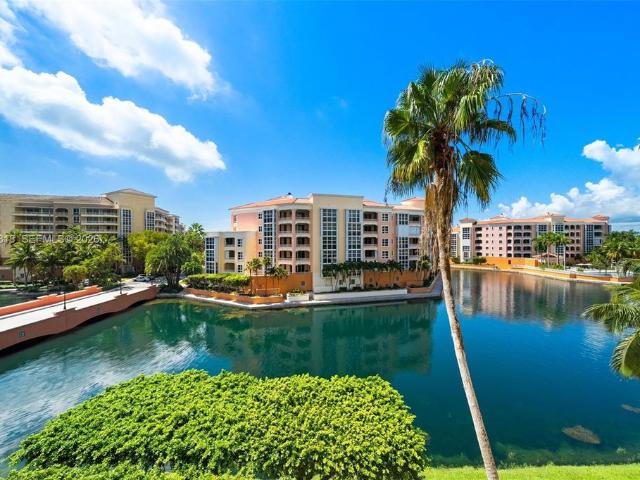 Luxury apartment complex for rent in Key Biscayne, United States