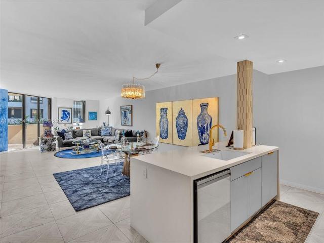 Luxury apartment complex for rent in Key Biscayne, United States