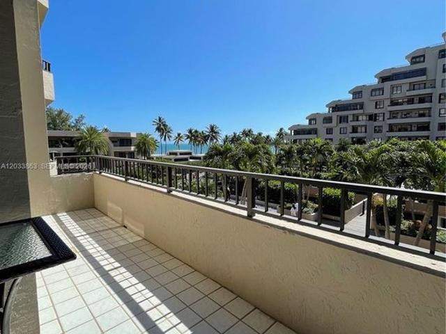 Luxury apartment complex for rent in Key Biscayne, United States