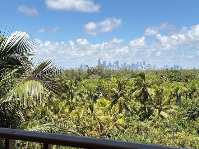 Luxury apartment complex for rent in Key Biscayne, United States