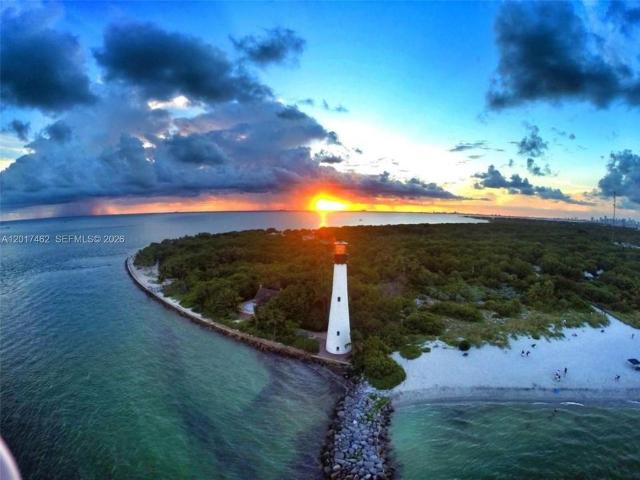 Luxury apartment complex for rent in Key Biscayne, United States