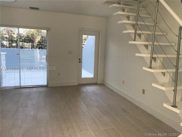 Luxury apartment complex for rent in Key Biscayne, United States