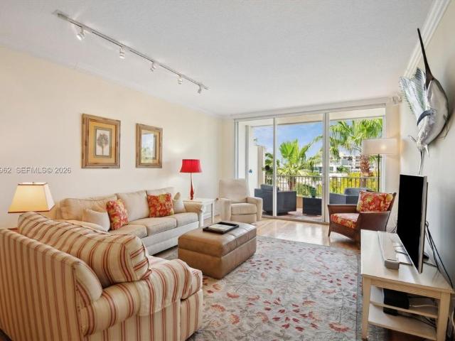 Luxury apartment complex for rent in Key Biscayne, United States