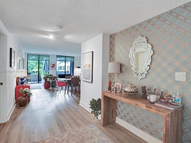 Luxury apartment complex for rent in Key Biscayne, United States