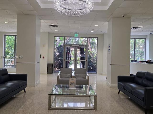 Luxury apartment complex for rent in Hollywood, Florida