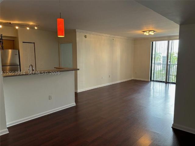 Luxury apartment complex for rent in Hollywood, Florida