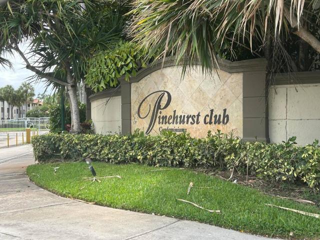 Luxury apartment complex for rent in Hollywood, Florida