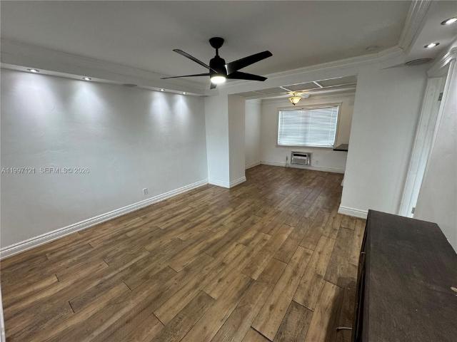 Luxury apartment complex for rent in Hollywood, Florida