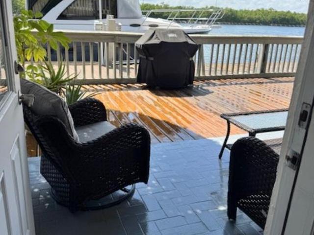 Luxury apartment complex for rent in Hollywood, Florida