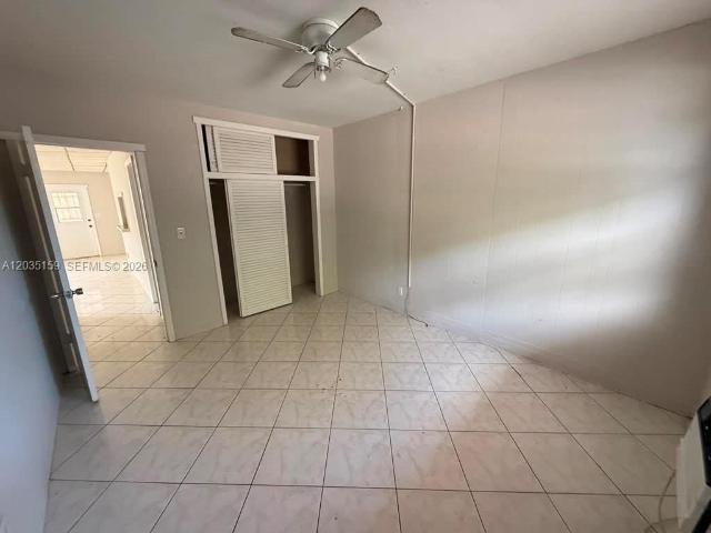 Luxury apartment complex for rent in Hollywood, Florida