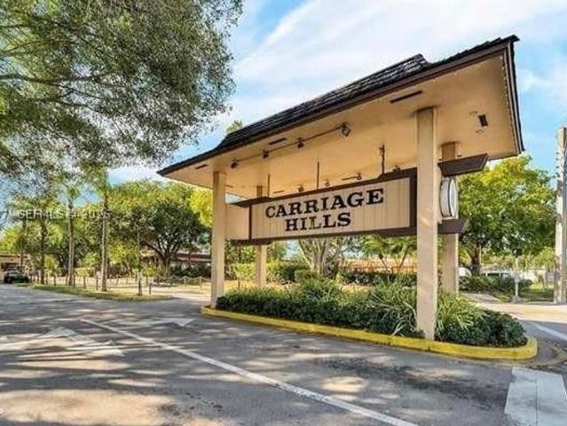 Luxury apartment complex for rent in Hollywood, Florida