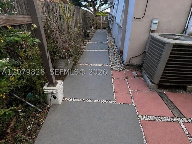 Luxury apartment complex for rent in Hollywood, Florida
