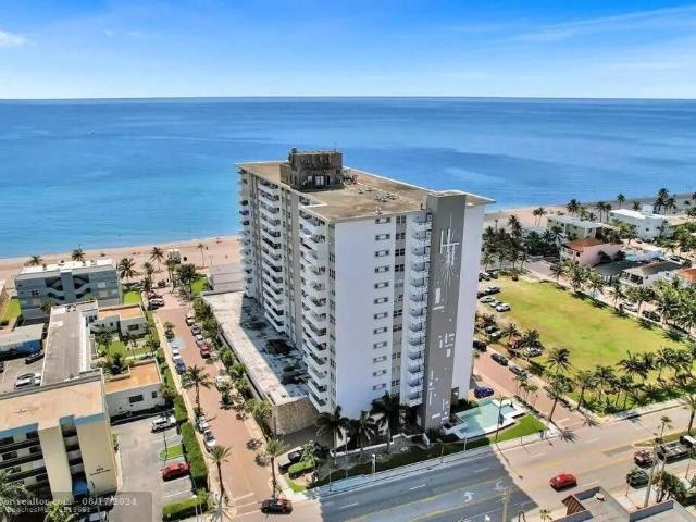 Luxury apartment complex for rent in Hollywood, Florida