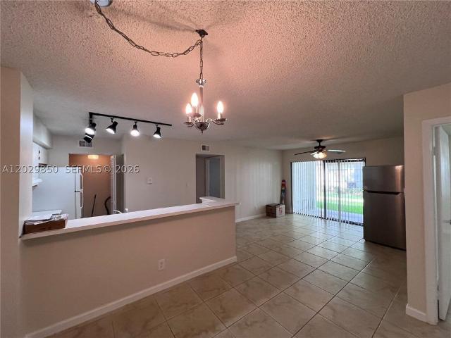 Luxury apartment complex for rent in Hollywood, United States