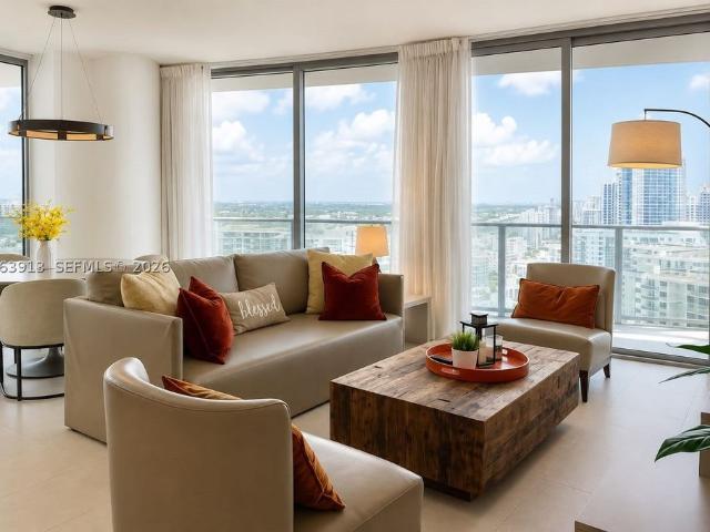 Luxury apartment complex for rent in Hollywood, United States
