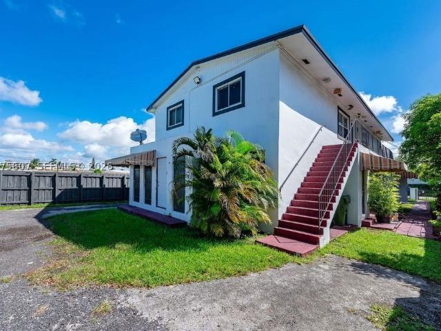 Luxury apartment complex for rent in Homestead, Florida