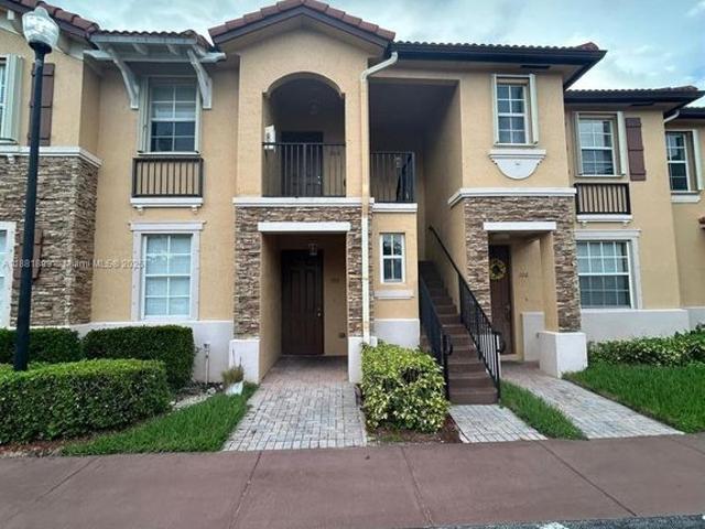 Luxury apartment complex for rent in Homestead, Florida