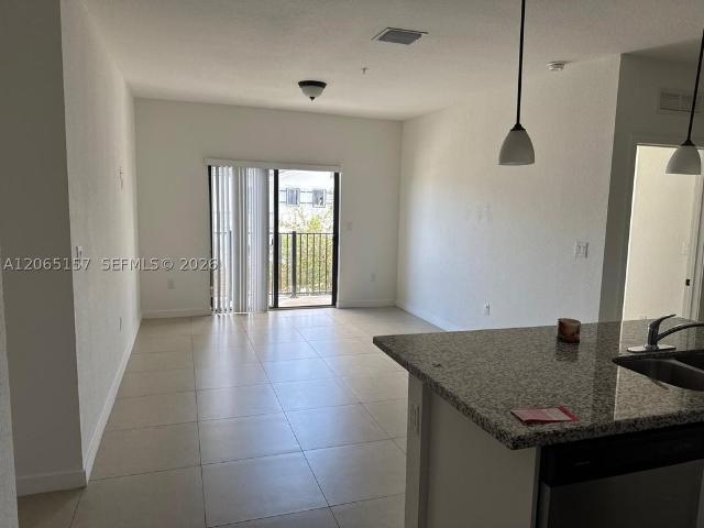 Luxury apartment complex for rent in Homestead, Florida