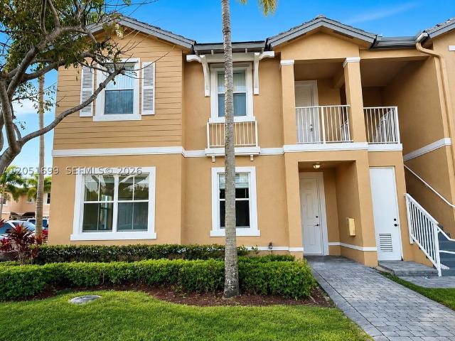 Luxury apartment complex for rent in Homestead, Florida