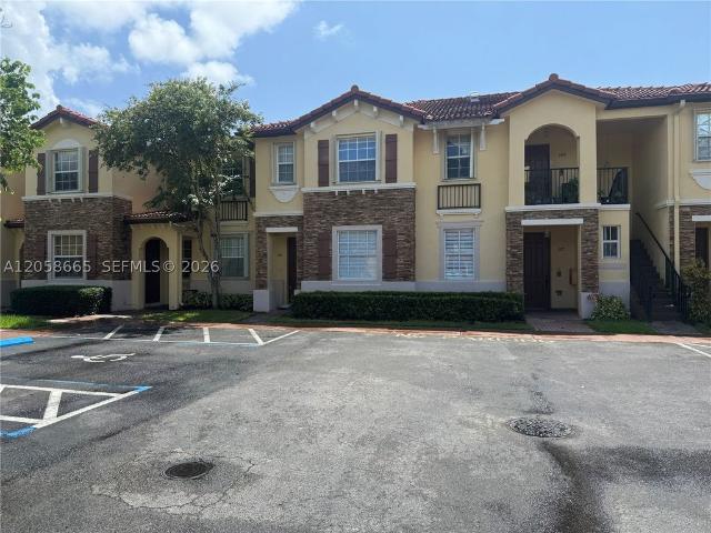 Luxury apartment complex for rent in Homestead, Florida