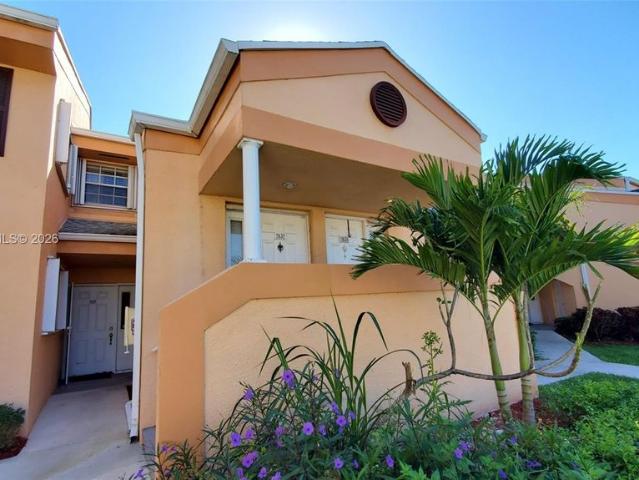Luxury apartment complex for rent in Homestead, Florida
