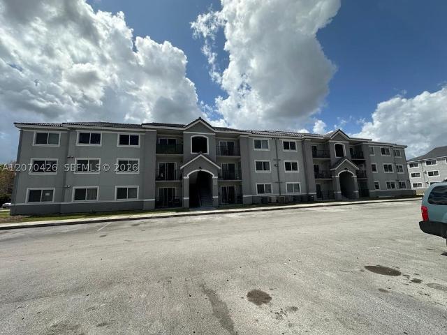 Luxury apartment complex for rent in Homestead, Florida
