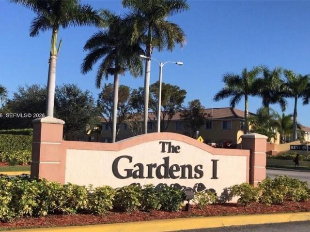 Luxury apartment complex for rent in Homestead, Florida