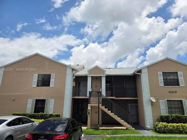 Luxury apartment complex for rent in Homestead, Florida