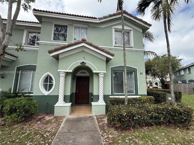 Luxury apartment complex for rent in Homestead, Florida