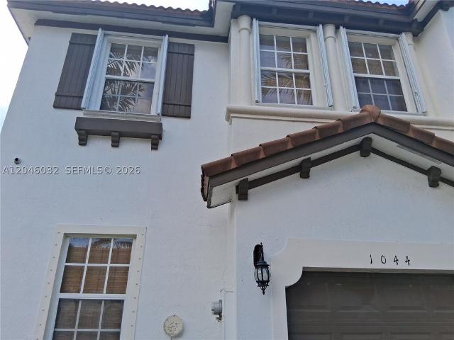 Luxury apartment complex for rent in Homestead, United States