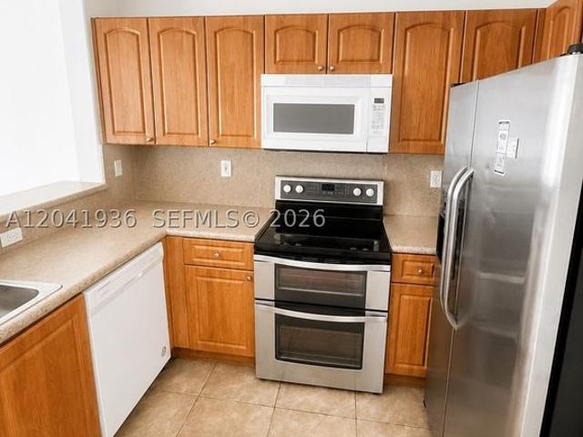 Luxury apartment complex for rent in Homestead, United States