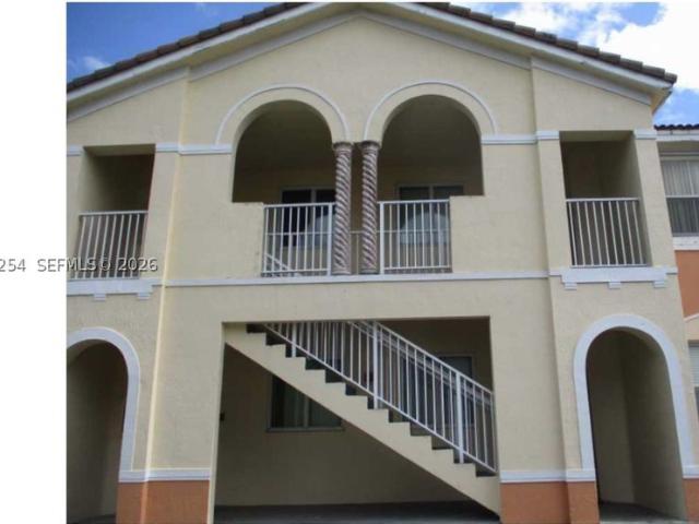 Luxury apartment complex for rent in Homestead, United States