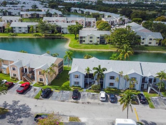 Luxury apartment complex for rent in Homestead, Florida