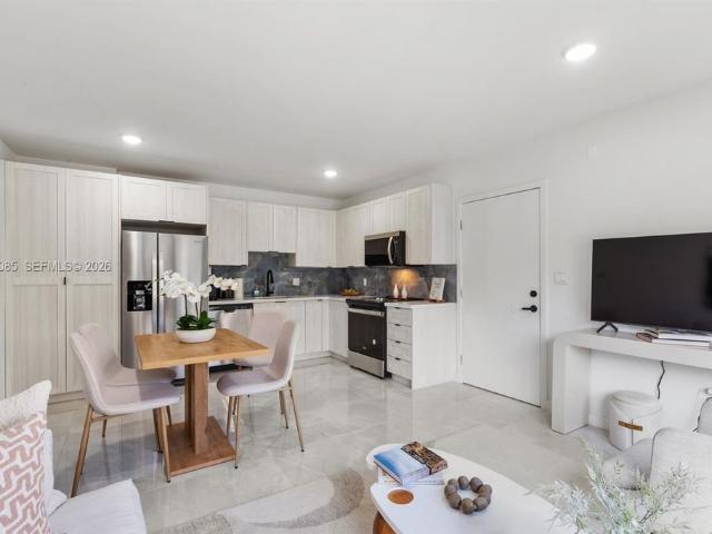 Luxury apartment complex for rent in Homestead, United States