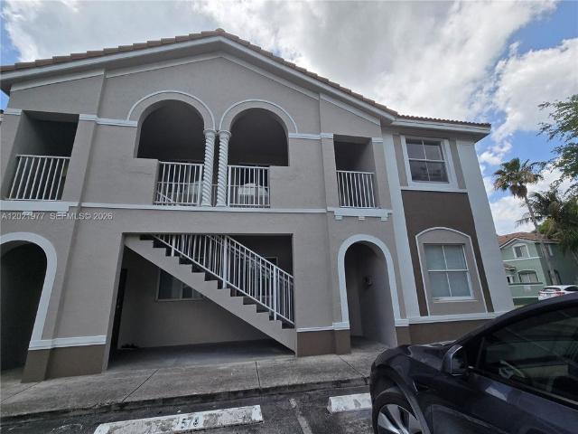 Luxury apartment complex for rent in Homestead, United States