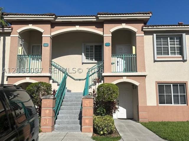Luxury apartment complex for rent in Homestead, United States