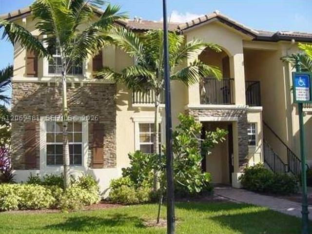 Luxury apartment complex for rent in Homestead, United States